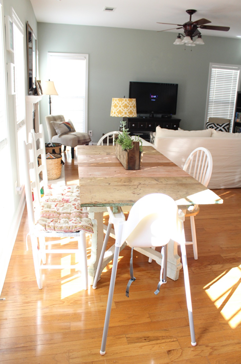 Creating a Comfortable Shared Living + Dining Room Space Tips | ForRent