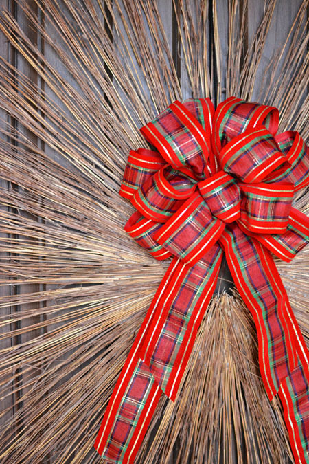 DIY Holiday Stick Wreath