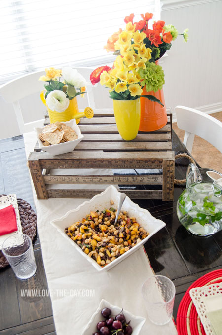 How to Create a Classy Lunch With Items From Around Your Apartment Tips ...