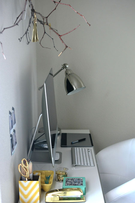 How to Create an Office Space in an Empty Corner Tips | ForRent