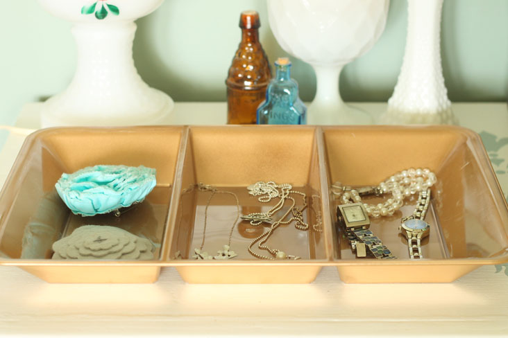 7 Hand-Painted DIY Projects You Need to Try Tips | ForRent