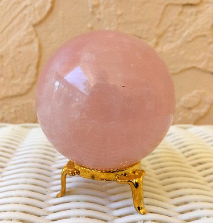 Cool Ways to Add Rose Quartz to Your Décor Tips | ForRent