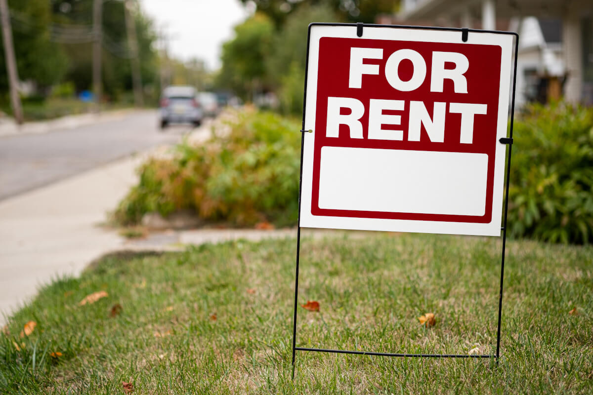 Should You Rent from a Private Owner? | ForRent.com